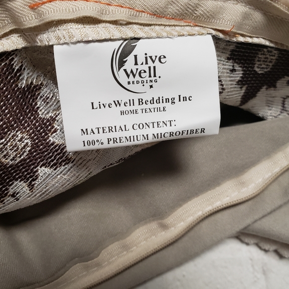 Live Well | Bedding | Live Well Pillow Cover | Poshmark